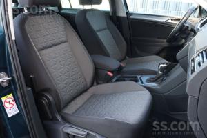 Blue Volkswagen Tiguan 2023 in Riga, with an engine capacity of 2.00 L and mileage of 100 thousand km for 22500 €, photo 30 on AUTOMOTO.COM.LV