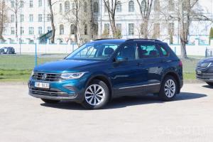 Blue Volkswagen Tiguan 2023 in Riga, with an engine capacity of 2.00 L and mileage of 100 thousand km for 22500 €, photo 34 on AUTOMOTO.COM.LV