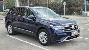 Zils Volkswagen Tiguan 2023 Rīga, ar dzinēja tilpumu 2.00 L un nobraukumu 56 tūkst. km par 28200 €, foto 3 vietnē AUTOMOTO.COM.LV