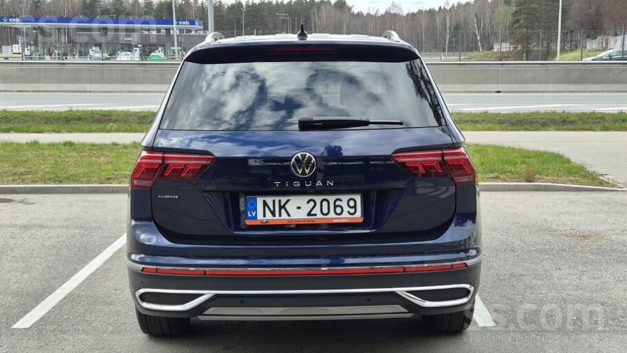 Zils Volkswagen Tiguan 2023 Rīga, ar dzinēja tilpumu 2.00 L un nobraukumu 56 tūkst. km par 28200 €, foto 13 vietnē AUTOMOTO.COM.LV