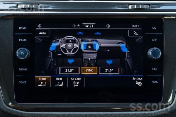 Blue Volkswagen Tiguan 2023 in Riga, with an engine capacity of 1.50 L and mileage of 43 thousand km for 24950 €, photo 11 on AUTOMOTO.COM.LV