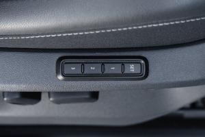 Zils Volkswagen Tiguan 2023 Rīga, ar dzinēja tilpumu 2.00 L un nobraukumu 135 tūkst. km par 26300 €, foto 10 vietnē AUTOMOTO.COM.LV