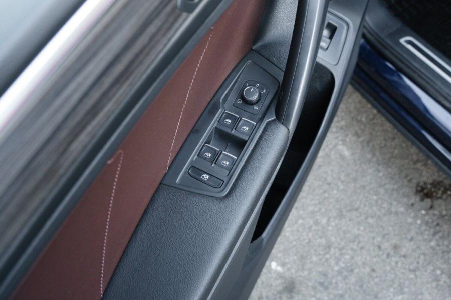 Zils Volkswagen Tiguan 2023 Rīga, ar dzinēja tilpumu 2.00 L un nobraukumu 135 tūkst. km par 26300 €, foto 13 vietnē AUTOMOTO.COM.LV
