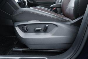 Zils Volkswagen Tiguan 2023 Rīga, ar dzinēja tilpumu 2.00 L un nobraukumu 135 tūkst. km par 26300 €, foto 15 vietnē AUTOMOTO.COM.LV