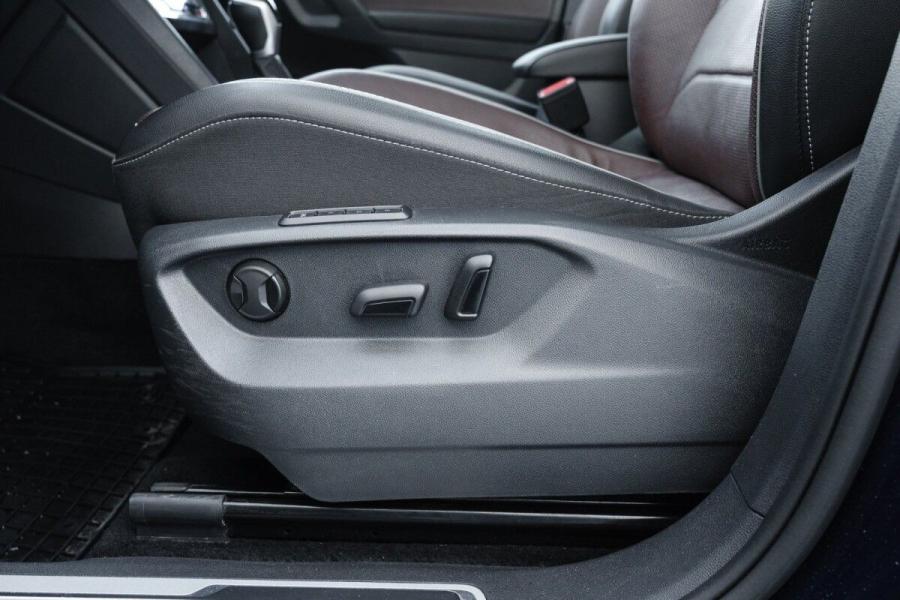 Zils Volkswagen Tiguan 2023 Rīga, ar dzinēja tilpumu 2.00 L un nobraukumu 135 tūkst. km par 26300 €, foto 15 vietnē AUTOMOTO.COM.LV