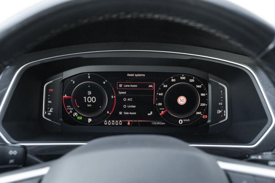 Zils Volkswagen Tiguan 2023 Rīga, ar dzinēja tilpumu 2.00 L un nobraukumu 135 tūkst. km par 26300 €, foto 19 vietnē AUTOMOTO.COM.LV