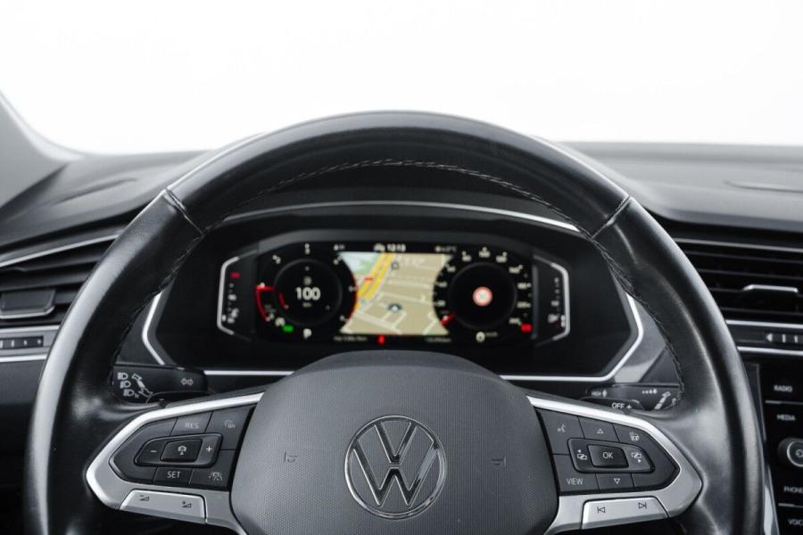 Zils Volkswagen Tiguan 2023 Rīga, ar dzinēja tilpumu 2.00 L un nobraukumu 135 tūkst. km par 26300 €, foto 23 vietnē AUTOMOTO.COM.LV