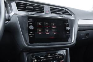 Zils Volkswagen Tiguan 2023 Rīga, ar dzinēja tilpumu 2.00 L un nobraukumu 135 tūkst. km par 26300 €, foto 31 vietnē AUTOMOTO.COM.LV