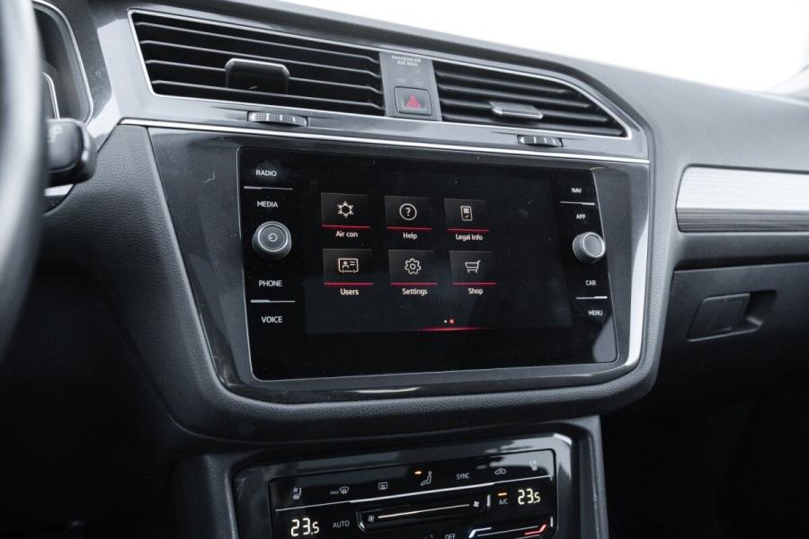 Zils Volkswagen Tiguan 2023 Rīga, ar dzinēja tilpumu 2.00 L un nobraukumu 135 tūkst. km par 26300 €, foto 31 vietnē AUTOMOTO.COM.LV