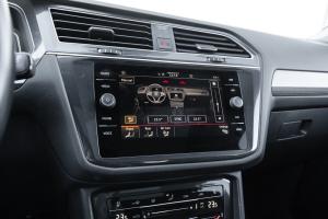 Zils Volkswagen Tiguan 2023 Rīga, ar dzinēja tilpumu 2.00 L un nobraukumu 135 tūkst. km par 26300 €, foto 32 vietnē AUTOMOTO.COM.LV