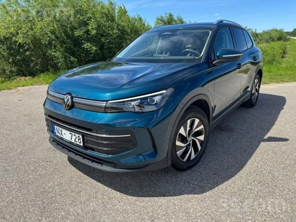 Zils Volkswagen Tiguan 2024 Rīga, ar dzinēja tilpumu 1.50 L un nobraukumu 29 tūkst. km par 30500 €, foto 1 vietnē AUTOMOTO.COM.LV
