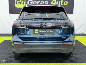 Blue Volkswagen Tiguan 2024 in Vilnius, with an engine capacity of 1.50 L and mileage of 33 thousand km for 32900 €, photo 6 on AUTOMOTO.COM.LV