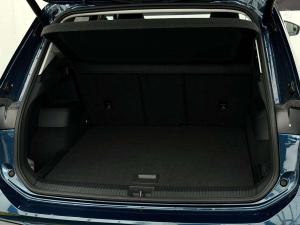 Blue Volkswagen Tiguan 2024 in Vilnius, with an engine capacity of 1.50 L and mileage of 33 thousand km for 32900 €, photo 13 on AUTOMOTO.COM.LV