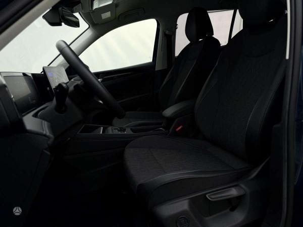 Volkswagen Tiguan 2024 Viļņa vietnē Zils Volkswagen Tiguan 2024 Viļņa, ar dzinēja tilpumu 1.50 L un nobraukumu 33 tūkst. km par 29990 €, foto 11 vietnē AUTOMOTO.COM.LV