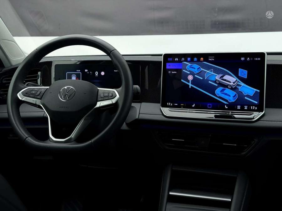 Blue Volkswagen Tiguan 2024 in Vilnius, with an engine capacity of 1.50 L and mileage of 33 thousand km for 29990 €, photo 19 on AUTOMOTO.COM.LV