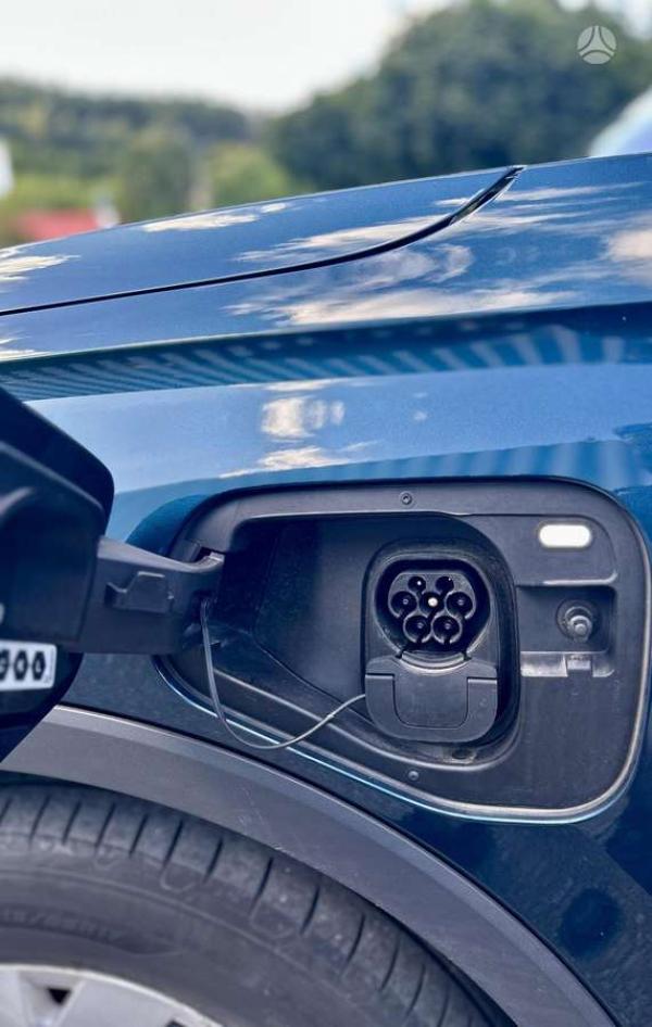 Zils Volkswagen Tiguan 2024 Viļņa, ar dzinēja tilpumu 1.50 L un nobraukumu 35 tūkst. km par 33500 €, foto 4 vietnē AUTOMOTO.COM.LV