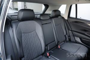 Blue Volkswagen Tiguan 2025 in Riga, with an engine capacity of 1.50 L and mileage of 18 thousand km for 30900 €, photo 9 on AUTOMOTO.COM.LV