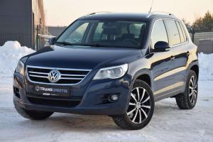 Blue Volkswagen Tiguan 2011 in Vilnius, with an engine capacity of 1.97 L and mileage of 286 thousand km for 7999 €, photo  on AUTOMOTO.COM.LV