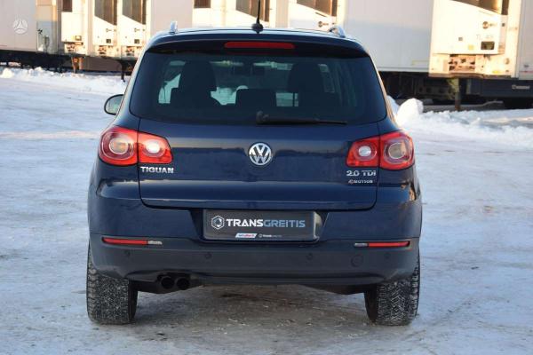 Blue Volkswagen Tiguan 2011 in Vilnius, with an engine capacity of 1.97 L and mileage of 286 thousand km for 7999 €, photo 9 on AUTOMOTO.COM.LV