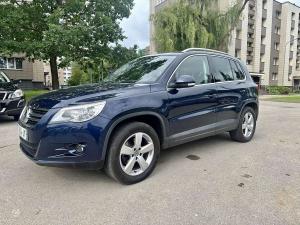 Blue Volkswagen Tiguan 2011 in Taurage, with an engine capacity of 1.98 L and mileage of 174 thousand km for 5600 €, photo 12 on AUTOMOTO.COM.LV