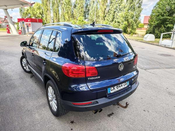 Blue Volkswagen Tiguan 2012 in Taurage, with an engine capacity of 2.00 L and mileage of 220 thousand km for 7700 €, photo 7 on AUTOMOTO.COM.LV