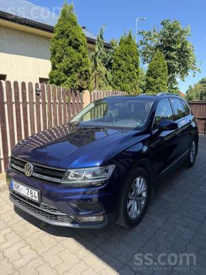 Blue Volkswagen Tiguan 2018 in Liepaja, with an engine capacity of 2.00 L and mileage of 190 thousand km for 17300 €, photo  on AUTOMOTO.COM.LV