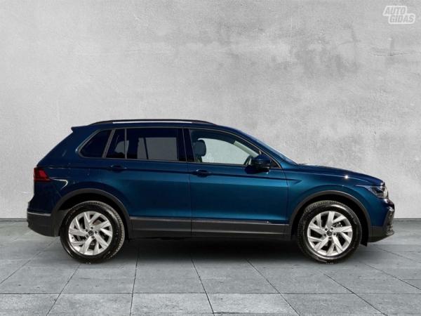 Zils Volkswagen Tiguan 2022 Kauņa, ar dzinēja tilpumu 2.00 L un nobraukumu 52 tūkst. km par 32185 €, foto 7 vietnē AUTOMOTO.COM.LV