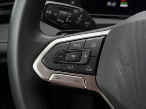 Zils Volkswagen Tiguan 2025 Pērnava, ar dzinēja tilpumu 1.50 L un nobraukumu 24 tūkst. km par 35850 €, foto 25 vietnē AUTOMOTO.COM.LV