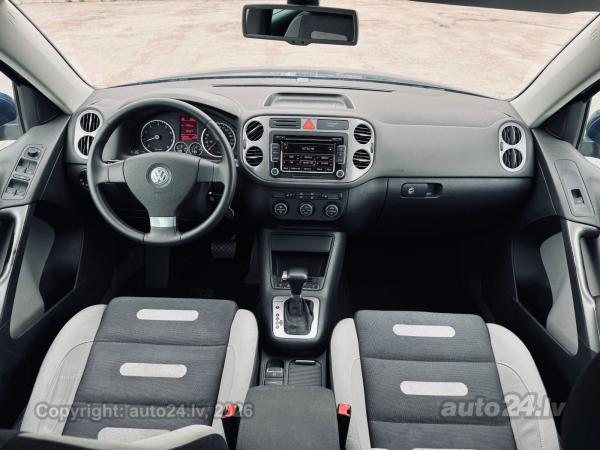 Blue Volkswagen Tiguan 2008 in Tallinn, with an engine capacity of 2.00 L and mileage of 197 thousand km for 4500 €, photo 7 on AUTOMOTO.COM.LV