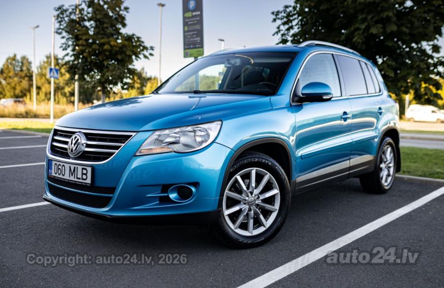 Zils Volkswagen Tiguan 2008 Tallina, ar dzinēja tilpumu 2.00 L un nobraukumu 329 tūkst. km par 5999 €, foto 1 vietnē AUTOMOTO.COM.LV