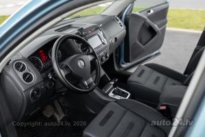 Zils Volkswagen Tiguan 2008 Tallina, ar dzinēja tilpumu 2.00 L un nobraukumu 329 tūkst. km par 5999 €, foto 9 vietnē AUTOMOTO.COM.LV
