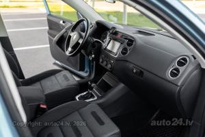 Zils Volkswagen Tiguan 2008 Tallina, ar dzinēja tilpumu 2.00 L un nobraukumu 329 tūkst. km par 5999 €, foto 13 vietnē AUTOMOTO.COM.LV