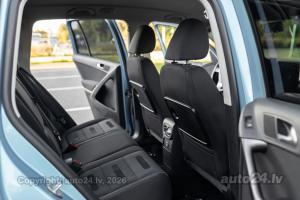 Zils Volkswagen Tiguan 2008 Tallina, ar dzinēja tilpumu 2.00 L un nobraukumu 329 tūkst. km par 5999 €, foto 14 vietnē AUTOMOTO.COM.LV