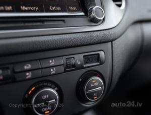Zils Volkswagen Tiguan 2008 Tallina, ar dzinēja tilpumu 2.00 L un nobraukumu 329 tūkst. km par 5999 €, foto 17 vietnē AUTOMOTO.COM.LV
