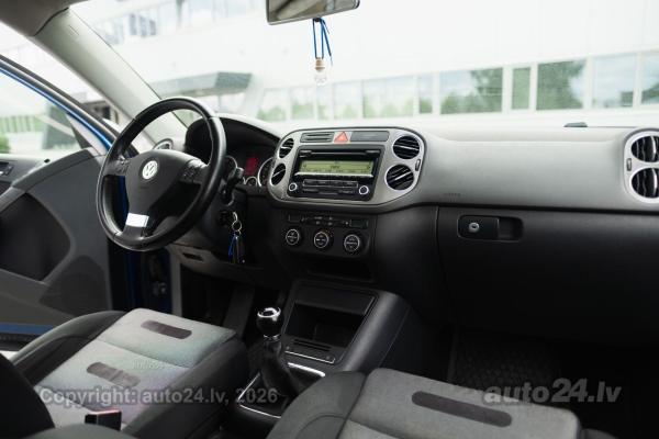 Blue Volkswagen Tiguan 2009 in Tallinn, with an engine capacity of 1.40 L and mileage of 149 thousand km for 4299 €, photo 8 on AUTOMOTO.COM.LV