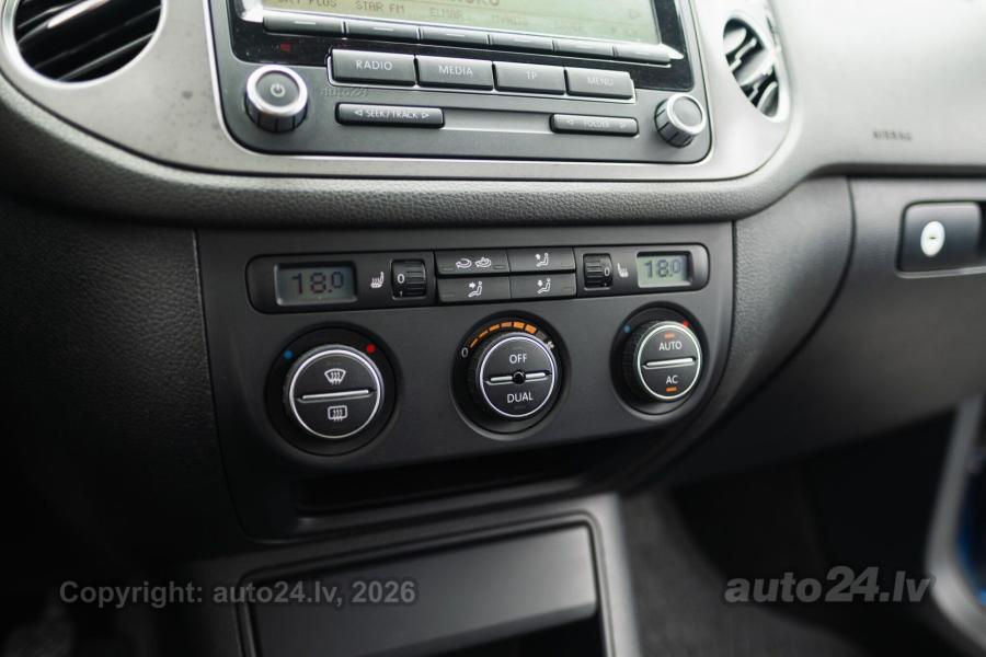 Zils Volkswagen Tiguan 2009 Tallina, ar dzinēja tilpumu 1.40 L un nobraukumu 149 tūkst. km par 4299 €, foto 12 vietnē AUTOMOTO.COM.LV