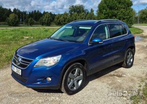 Zils Volkswagen Tiguan 2009 Tallina, ar dzinēja tilpumu 1.40 L un nobraukumu 150 tūkst. km par 5390 €, foto  vietnē AUTOMOTO.COM.LV