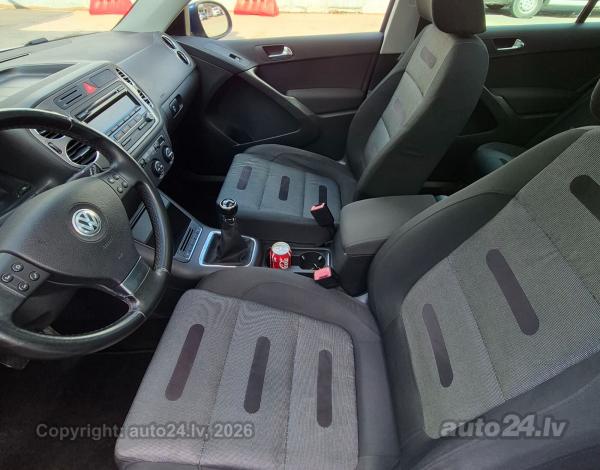 Blue Volkswagen Tiguan 2009 in Tallinn, with an engine capacity of 1.40 L and mileage of 150 thousand km for 5390 €, photo 10 on AUTOMOTO.COM.LV