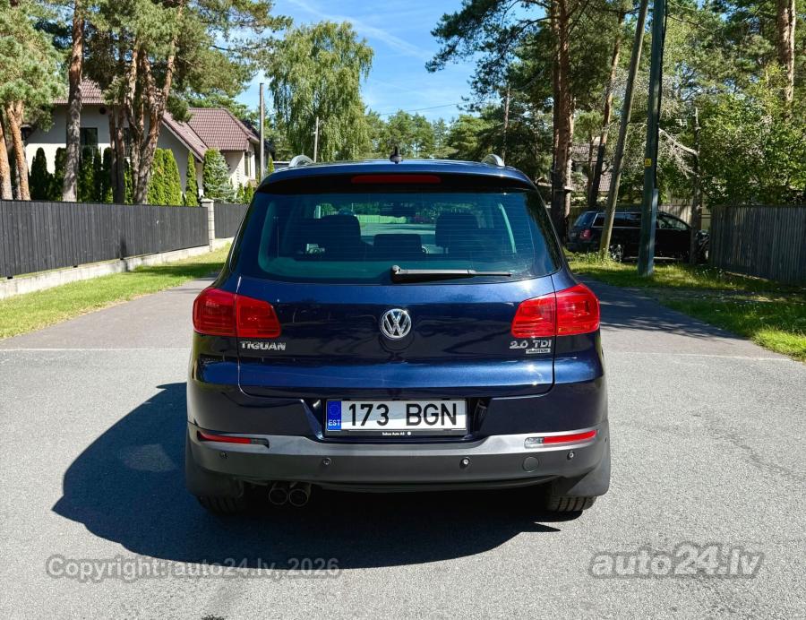 Blue Volkswagen Tiguan 2012 in Tallinn, with an engine capacity of 2.00 L and mileage of 181 thousand km for 10500 €, photo 8 on AUTOMOTO.COM.LV