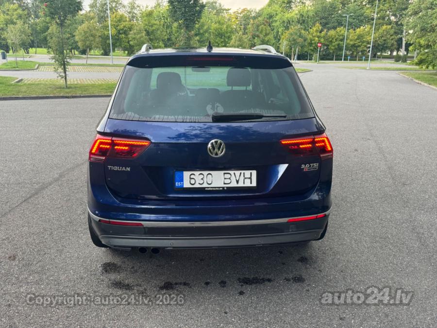 Blue Volkswagen Tiguan 2017 in Tallinn, with an engine capacity of 2.00 L and mileage of 164 thousand km for 18999 €, photo 7 on AUTOMOTO.COM.LV