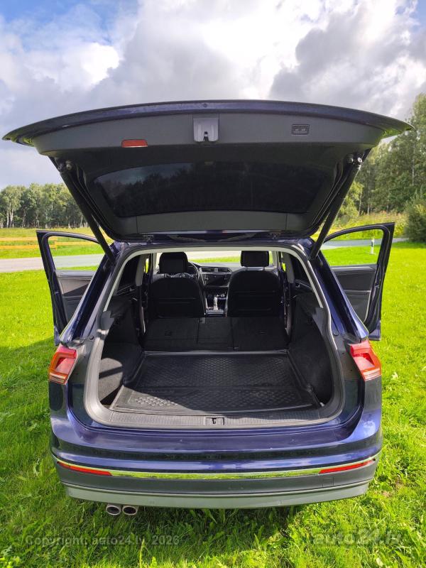 Zils Volkswagen Tiguan 2019 Pērnava, ar dzinēja tilpumu 2.00 L un nobraukumu 109 tūkst. km par 21000 €, foto 7 vietnē AUTOMOTO.COM.LV