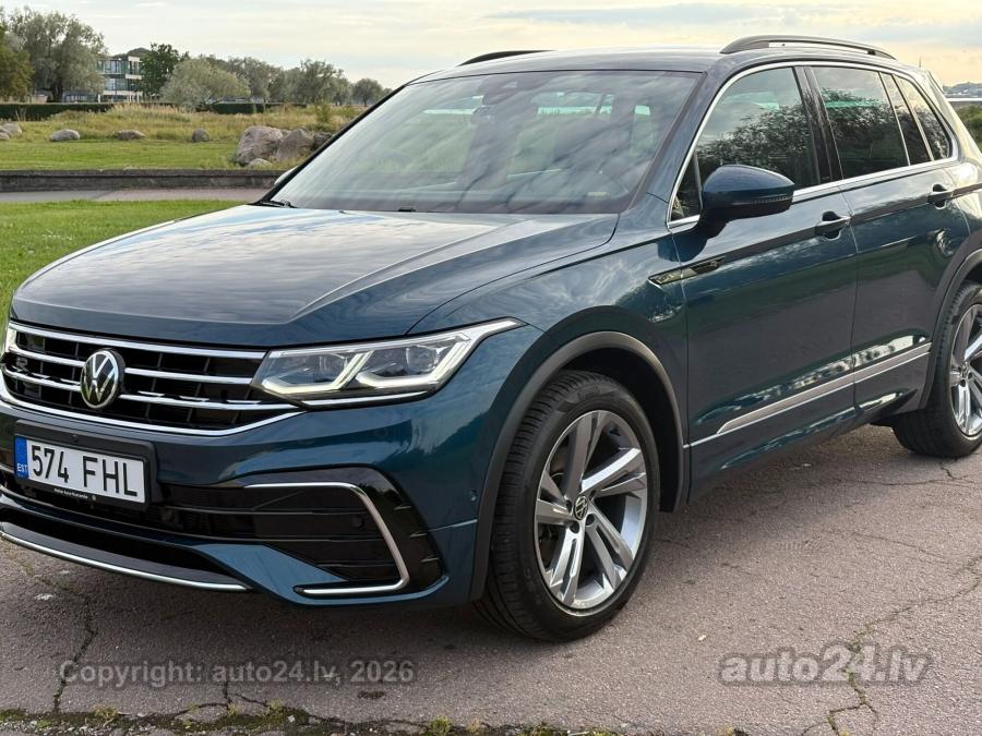 Blue Volkswagen Tiguan 2021 in Tallinn, with an engine capacity of 1.50 L and mileage of 49 thousand km for 29900 €, photo 7 on AUTOMOTO.COM.LV