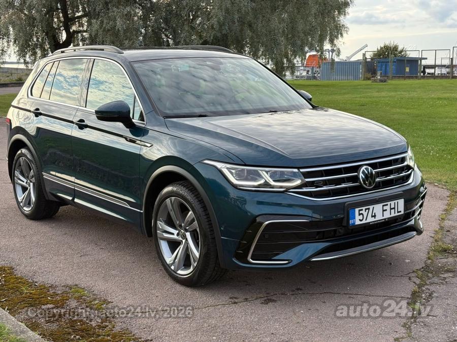 Blue Volkswagen Tiguan 2021 in Tallinn, with an engine capacity of 1.50 L and mileage of 49 thousand km for 29900 €, photo 8 on AUTOMOTO.COM.LV