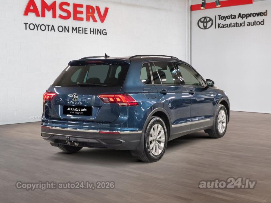 Zils Volkswagen Tiguan 2021 Tallina, ar dzinēja tilpumu 2.00 L un nobraukumu 99 tūkst. km par 21990 €, foto 3 vietnē AUTOMOTO.COM.LV