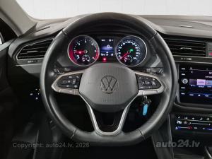 Zils Volkswagen Tiguan 2021 Tallina, ar dzinēja tilpumu 2.00 L un nobraukumu 99 tūkst. km par 21990 €, foto 13 vietnē AUTOMOTO.COM.LV