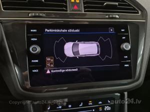 Zils Volkswagen Tiguan 2021 Tallina, ar dzinēja tilpumu 2.00 L un nobraukumu 99 tūkst. km par 21990 €, foto 15 vietnē AUTOMOTO.COM.LV