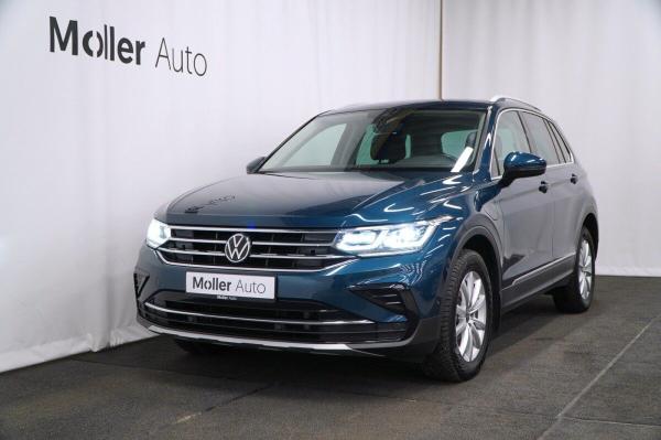 Blue Volkswagen Tiguan 2022 in Tallinn, with an engine capacity of 1.40 L and mileage of 120 thousand km for 27900 €, photo 2 on AUTOMOTO.COM.LV