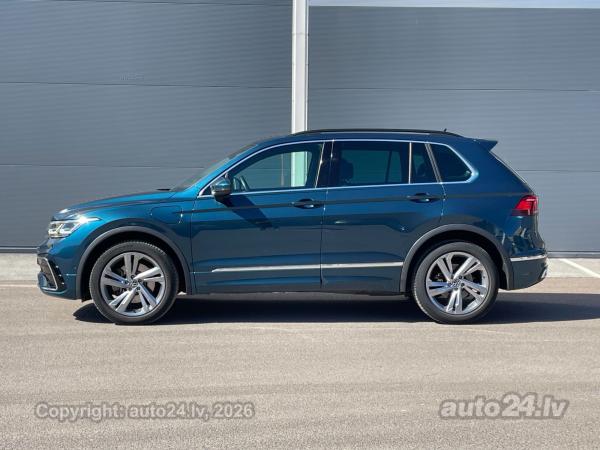 Blue Volkswagen Tiguan 2022 in Tallinn, with an engine capacity of 1.40 L and mileage of 61 thousand km for 27500 €, photo 5 on AUTOMOTO.COM.LV
