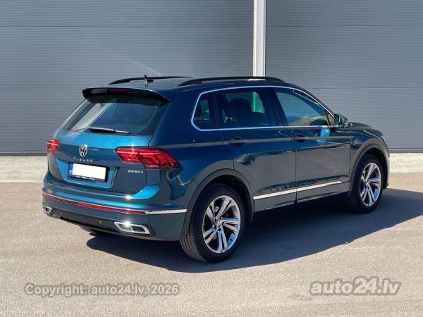 Blue Volkswagen Tiguan 2022 in Tallinn, with an engine capacity of 1.40 L and mileage of 61 thousand km for 27500 €, photo 6 on AUTOMOTO.COM.LV
