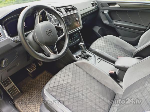 Blue Volkswagen Tiguan 2022 in Tartu, with an engine capacity of 1.40 L and mileage of 62 thousand km for 28000 €, photo 7 on AUTOMOTO.COM.LV